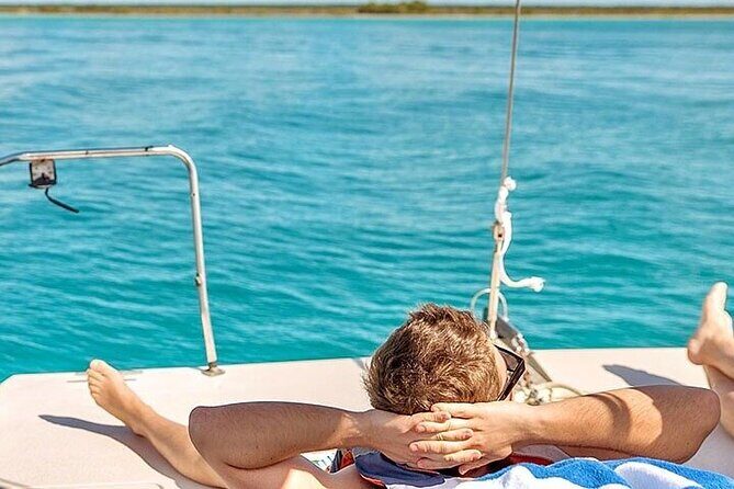 Catamaran Isla Mujeres Drinks and Lunch Party - An In-Depth Review of the Tour Experience