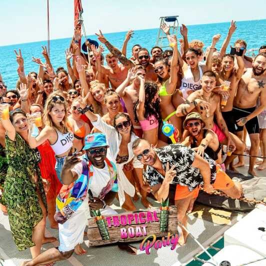 Catamaran Lucile | Famous Boat cata party - Practical Tips for Booking & Enjoying