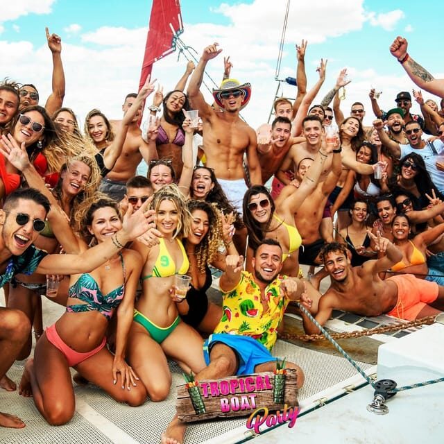 Catamaran Lucile | Famous VIP cata party - FAQ: Your Questions About the VIP Catamaran Party Answered