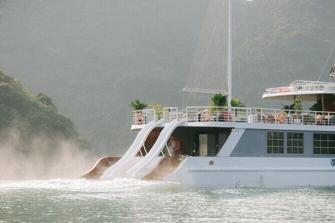 Catamaran Luxury Day Cruise from Cat Ba Island ( Afternoon Tour ) - An In-Depth Look at the Cruise Experience