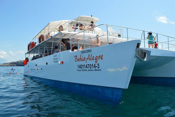 Catamaran On Islas Marietas - With Open Bar - Authenticity and Traveler Feedback