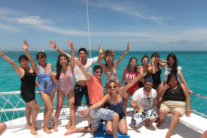 Catamaran Party Boat Cancun - The Realities of the Review Spectrum