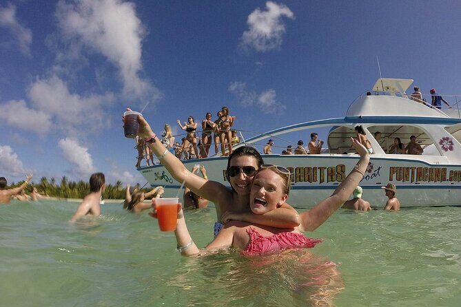 Catamaran party in Punta Cana with open bar, music and more - Practical Tips for Travelers