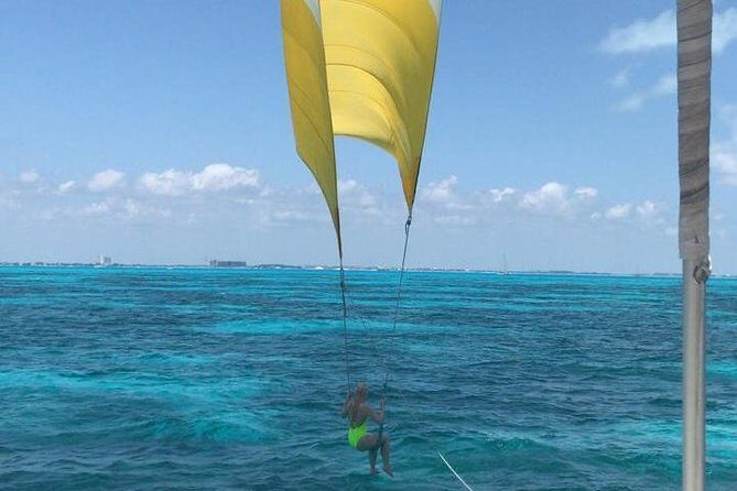 Catamaran Sail to Isla Mujeres with all inclusive from Cancun or Riviera Maya - The Final Hours: Sunset and Return