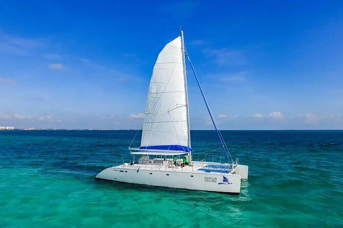 Catamaran to Isla Mujeres Snorkeling, Beach Club and Lunch Tour - Getting a Sense of the Tour