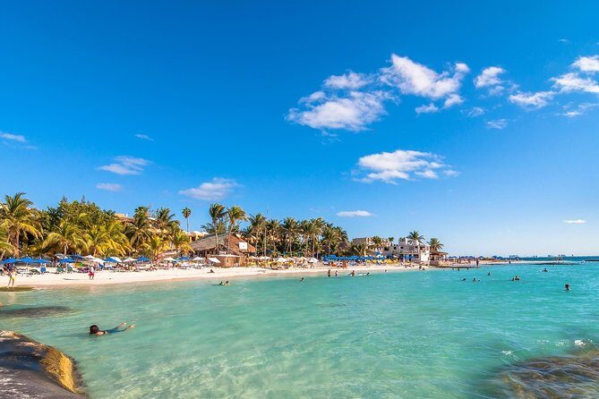 Catamaran Tour from Cancun to Isla Mujeres - A Deep Dive into the Catamaran Experience