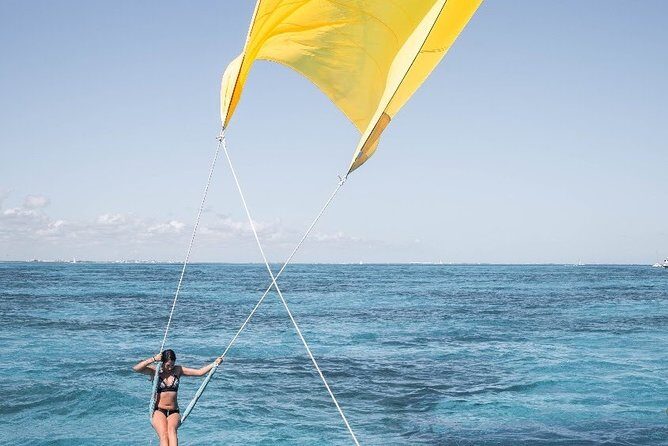 Catamaran tour to Isla Mujeres with snorkeling, open bar - Returning to Cancun