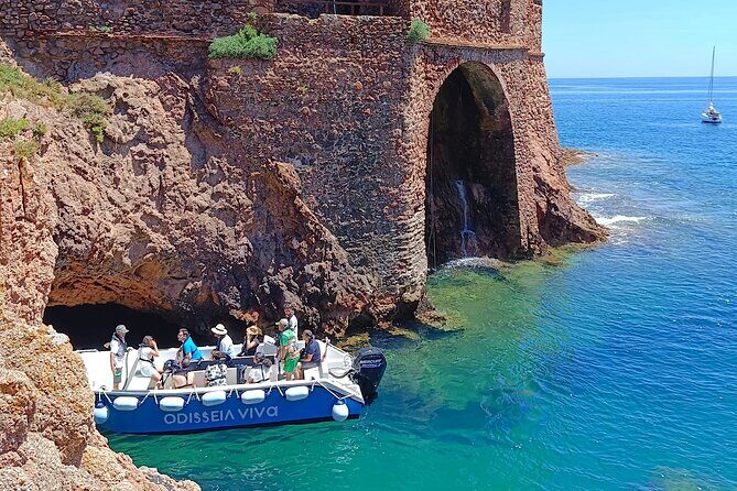 Catamaran trip to Berlengas Island + visit to the caves - Why This Tour Stands Out