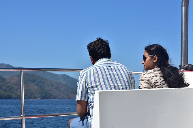 Catamaran Yelapa Beach Tour with Snorkeling, Food and Open Bar - A Detailed Look at the Experience