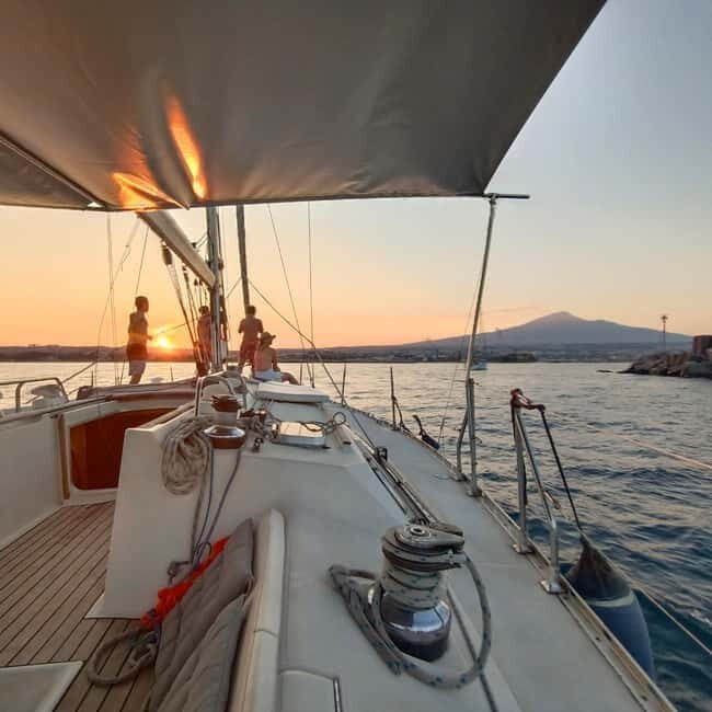 Catania: Coastline Sailing Tour with Aperitif - What Makes This Tour Stand Out