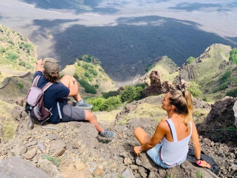 Catania: Guided Tour of Etna with Wine Tasting & Appetizers - Key Points