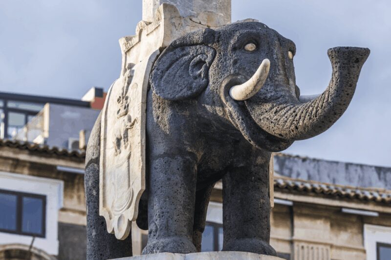 Catania Historic center Walking tour - Key Points