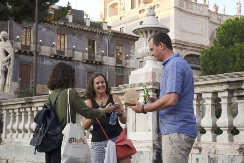Catania: Nighttime Street Food Small Group Tour - The Food and Drink Experience