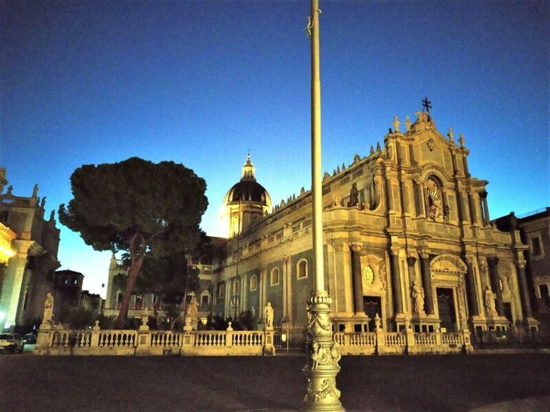 Catania: Underground and Street Food Walking Tour - The Itinerary: A Well-Curated Walk Through Catania’s Layers