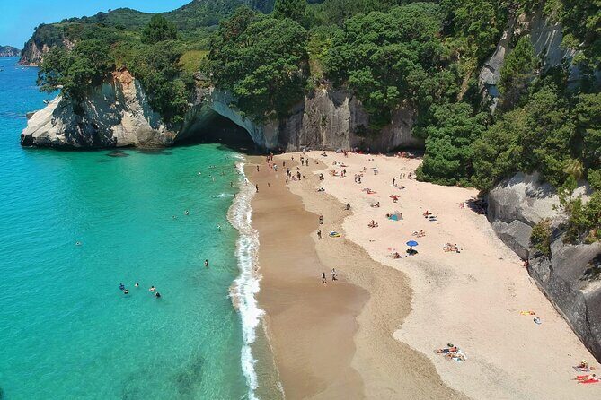 Cathedral Cove & Hot water beach -Full Day Tour: PRIVATE TOUR - What’s Included and What’s Not