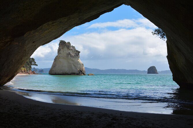 Cathedral Cove & Hot water beach -Full Day Tour: PRIVATE TOUR - Authentic Traveler Perspectives