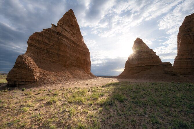 Cathedral Valley Photo Tour - An In-Depth Look at the Cathedral Valley Photo Tour