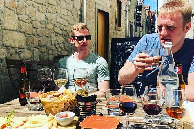 Cava Wineyard & Sitges Day Trip from Barcelona - FAQ