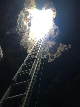 Cave Tour with Local Guide - An In-Depth Look at the Cave Tour