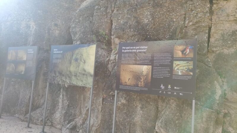 Caves prehistory of Esplugues Francolí with hotel pickup - Key Points