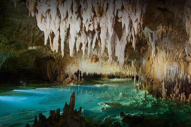 Cayman Crystal Caves & Pedro St James Castle or Botanical Garden - Key Points