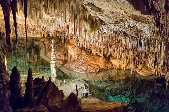 Cayman Crystal Caves & Pedro St James Castle or Botanical Garden - An In-Depth Look at the Tour Experience