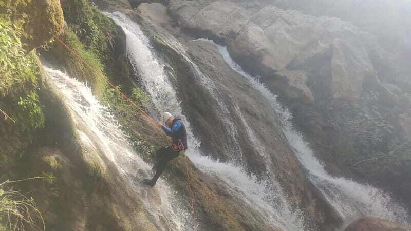 Cazorla: Beginners' Canyoning - Canyoning Experience. - A Closer Look at the Canyoning Adventure in Sierra de Cazorla