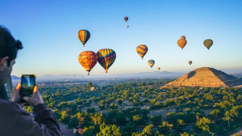 CDMX: balloon ride over Teotihuacan with transportation included - Key Points