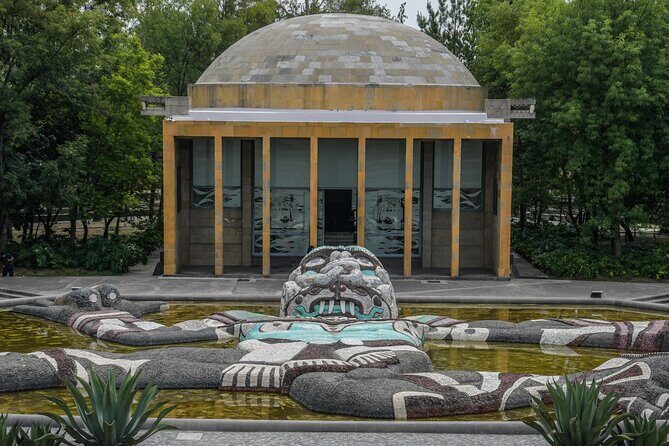 CDMX from Heaven Diego Rivera and Cantina Presidential Mansion - A Closer Look at the Itinerary: What to Expect at Each Stop