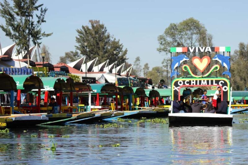 CDMX: Trajinera party in Xochimilco with tacos, music, and drinks - FAQ