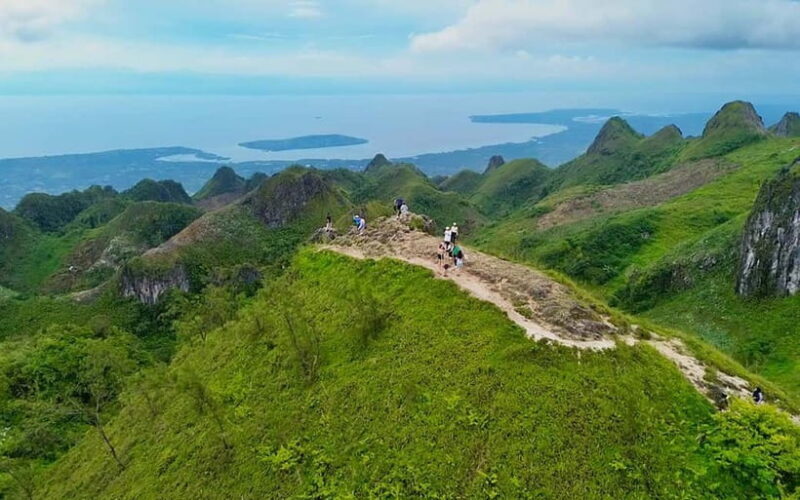 Cebu: Osmeña Peak and Kawasan Falls Canyoneering Tour - FAQ
