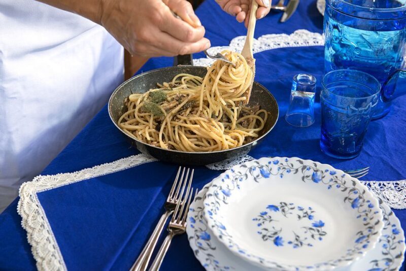 Cefalù: Cooking Class at a Local's Home - Key Points