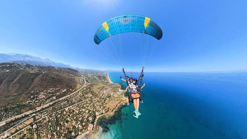 Cefalù: Paragliding flight with paramotor and GoPro13 video photos - Overview of the Experience