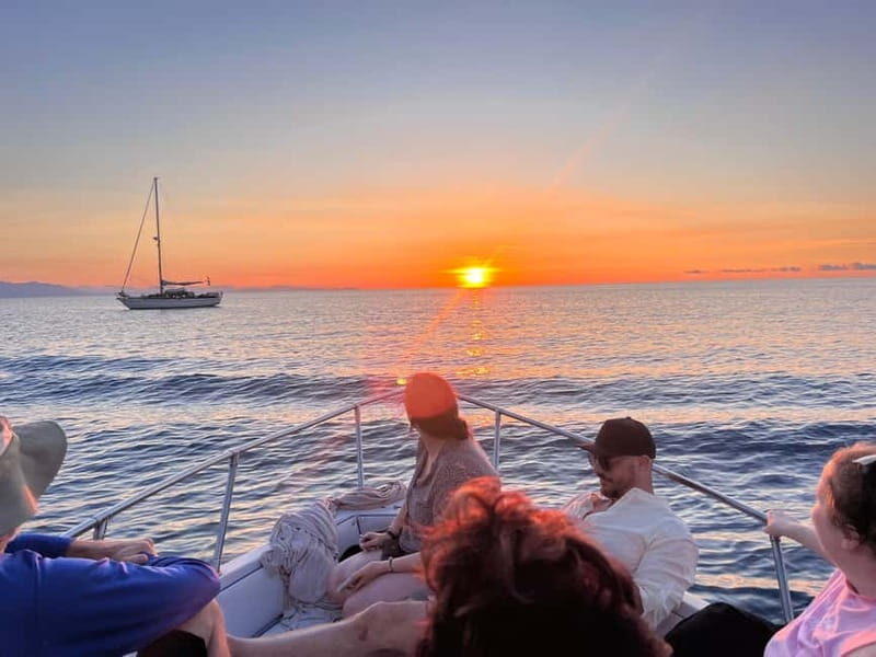Cefalù: Sunset boat trip along the coast of Cefalù - Introduction: An Ideal Evening by the Sea