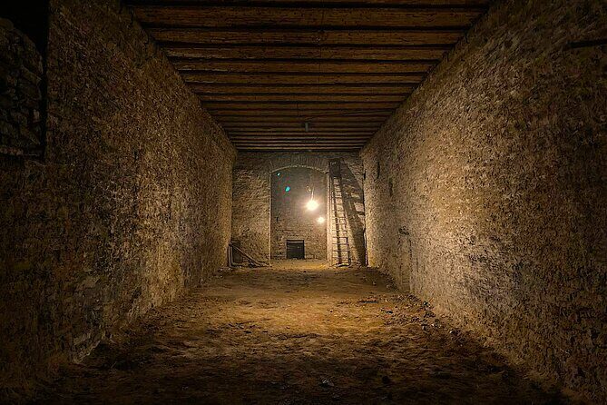 Cellars and Saloons Sunday Brunch Tour in Cincinnati - FAQs