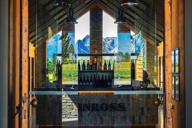 Central Otago Wine Tour Small Group, Expert Guide & Scenic Views - What You Should Know Before Booking