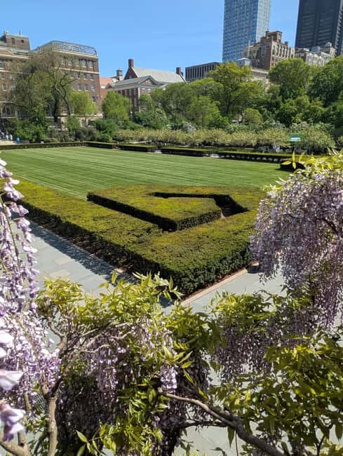 Central Park 5 Star Walking Tour led by Manhattan residents! - Authentic Experiences and Trustworthy Guides