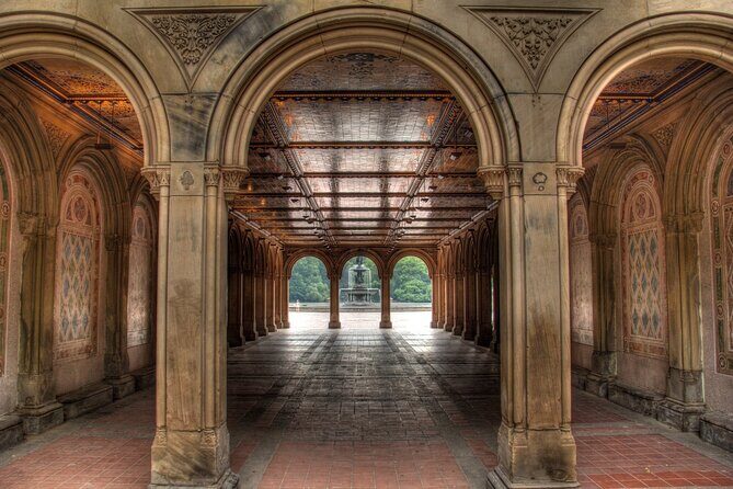 Central Park and 5th Avenue Walking Tour - The guide: A highlight in itself