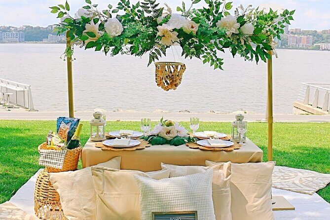 Central Park Luxury Picnic for 2 - The Itinerary and Decor Details