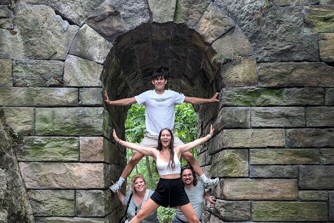 Central Park Tour with Complimentary Photo Album - Discovering Central Park through a Guided Lens