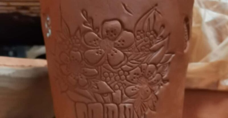 Ceramic workshop visit and pottery class - Key Points