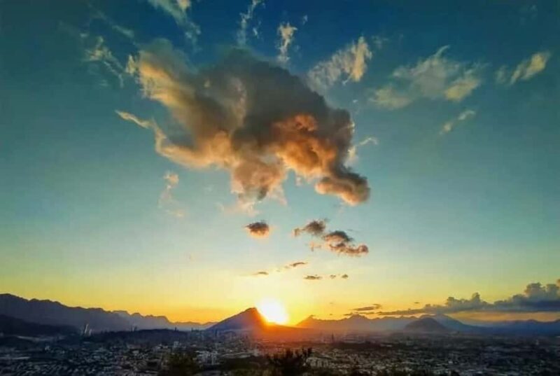 Cerro de la Silla Viewpoint: Hike to the Cable Car - Key Points