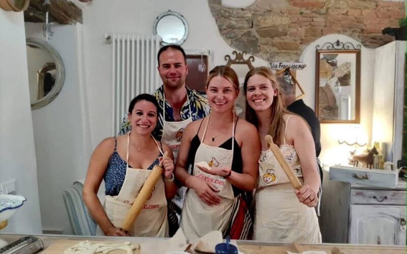 Certaldo: Tuscan "barbecue" course with convivial lunch - A Deep Dive into the Experience