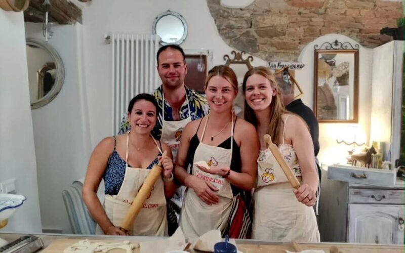 Certaldo: Typical Tuscan cooking class and convivial meal - Who Will Love This Experience?