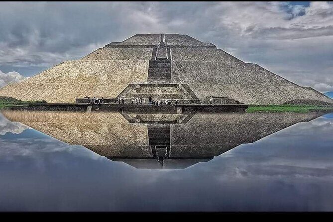 Certified tour in Teotihuacan breakfast included - The Highlights of the Tour