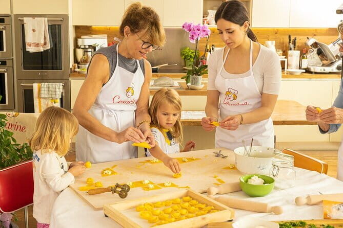 Cesarine: Cooking Class with tasting at Local's Home in Florence - What is the Cesarine Home Cooking Class?