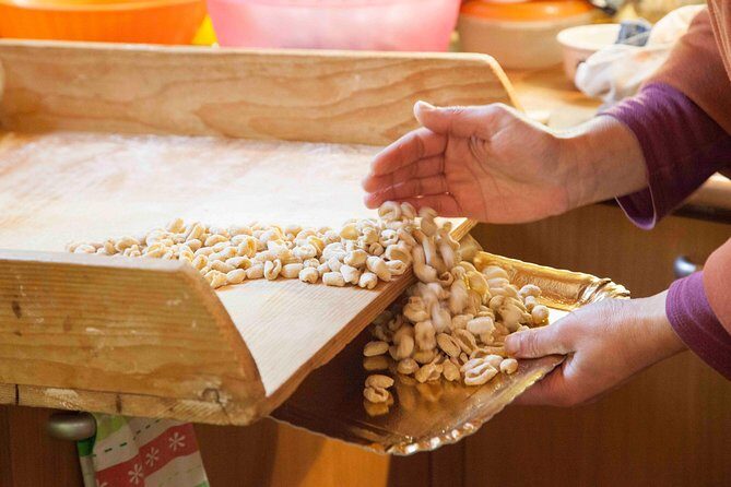 Cesarine: Home Cooking Class & Meal with a Local in Bari - Is this experience right for you?