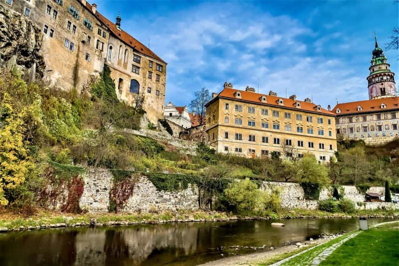 Cesky Krumlov: Express Walk with a Local in 60 minutes - The Value of Local Knowledge