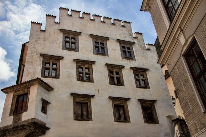 Cesky Krumlov Private day trip from Prague with Lunch and Castle admission - FAQs