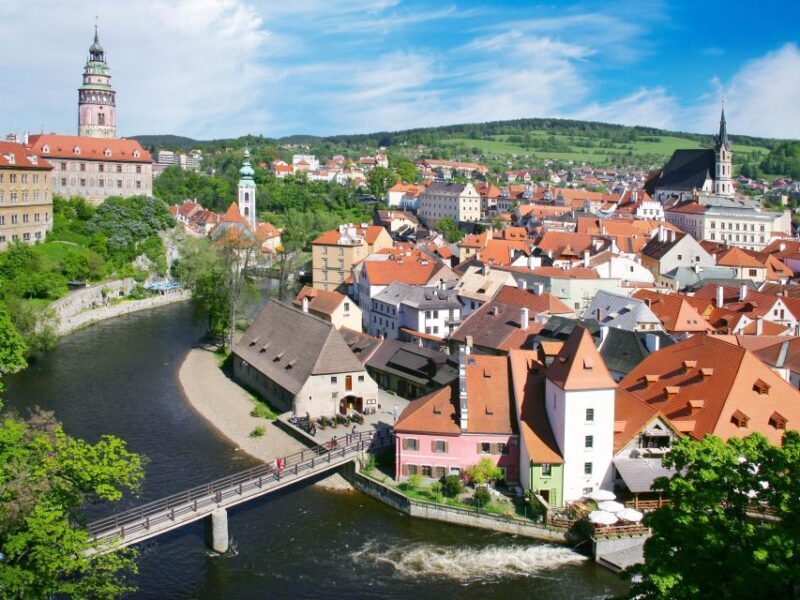 Cesky Krumlov Private Tour From Prague - Who Should Consider This Tour?